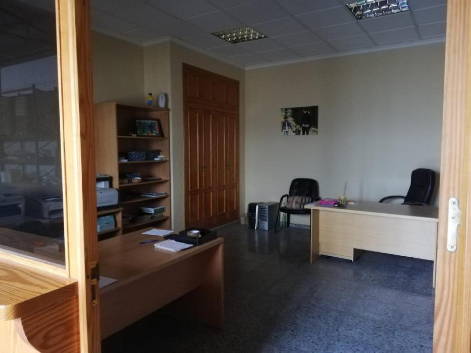 EXCELENTE NAVE ALMACÉN INDUSTRIAL MUY BIEN COMUNICADA BANYERES DE ...